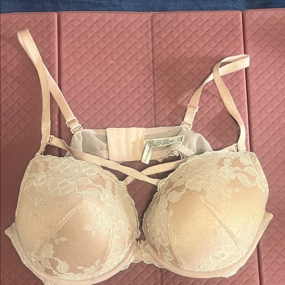 Intimates & Sleepwear | Heavily Worn Light Pink Torrid Bra 44c | Poshmark